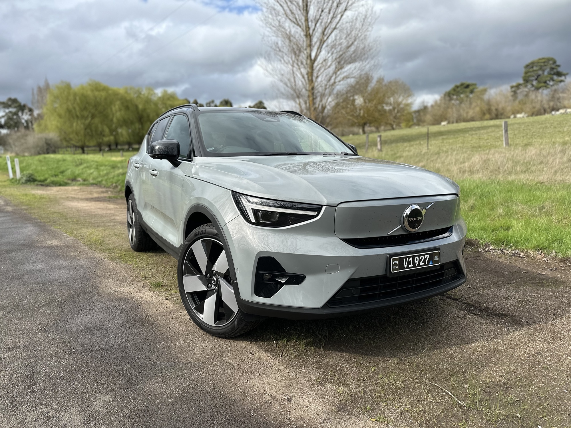 2024 Volvo XC40 Recharge Twin Pure Electric Review | Tech Drive Play