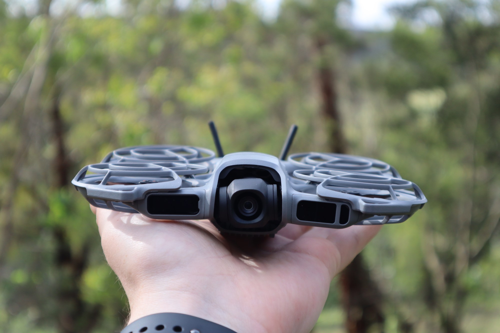 DJI Neo 2 Review Australia: The Little FPV Drone That Thinks It Is a ...